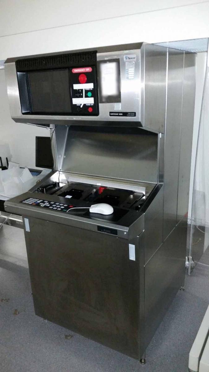 KLA / TENCOR 6220 Surfscan Wafer Tester used for sale price #9152903 ...