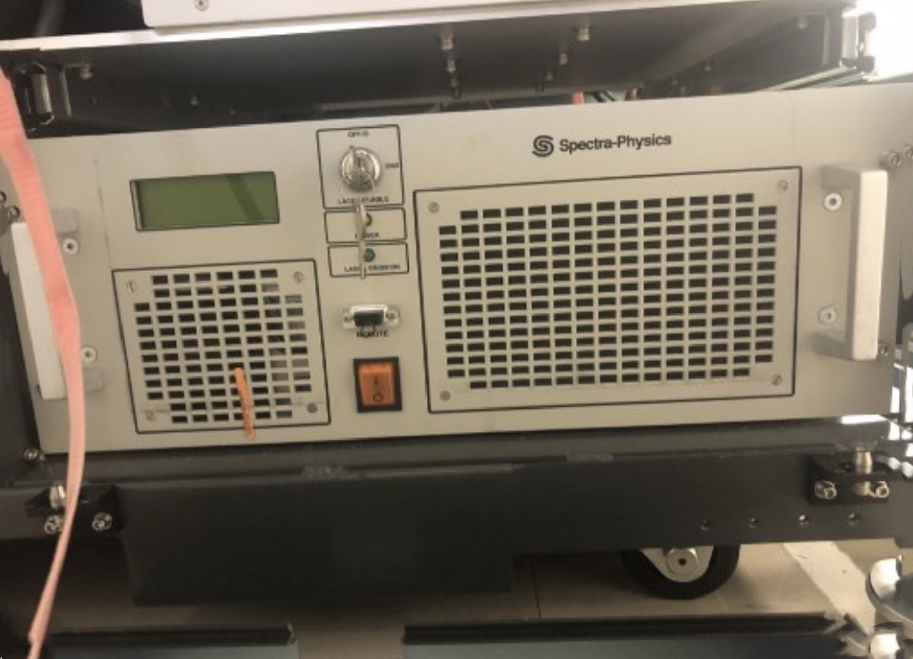 KLA / TENCOR Surfscan SP2 익숙한 판매용 가격 #9308728, 2007 > 사다 from CAE