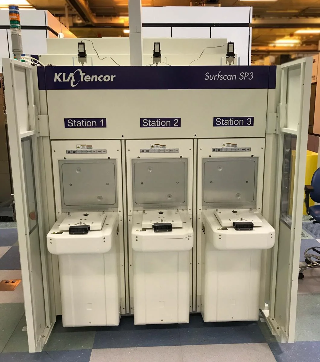 KLA / TENCOR SP2 XP 마스크 & 웨이퍼 검사기 판매 가격 #9189851, 2011에 사용됨 > CAE에서 구매