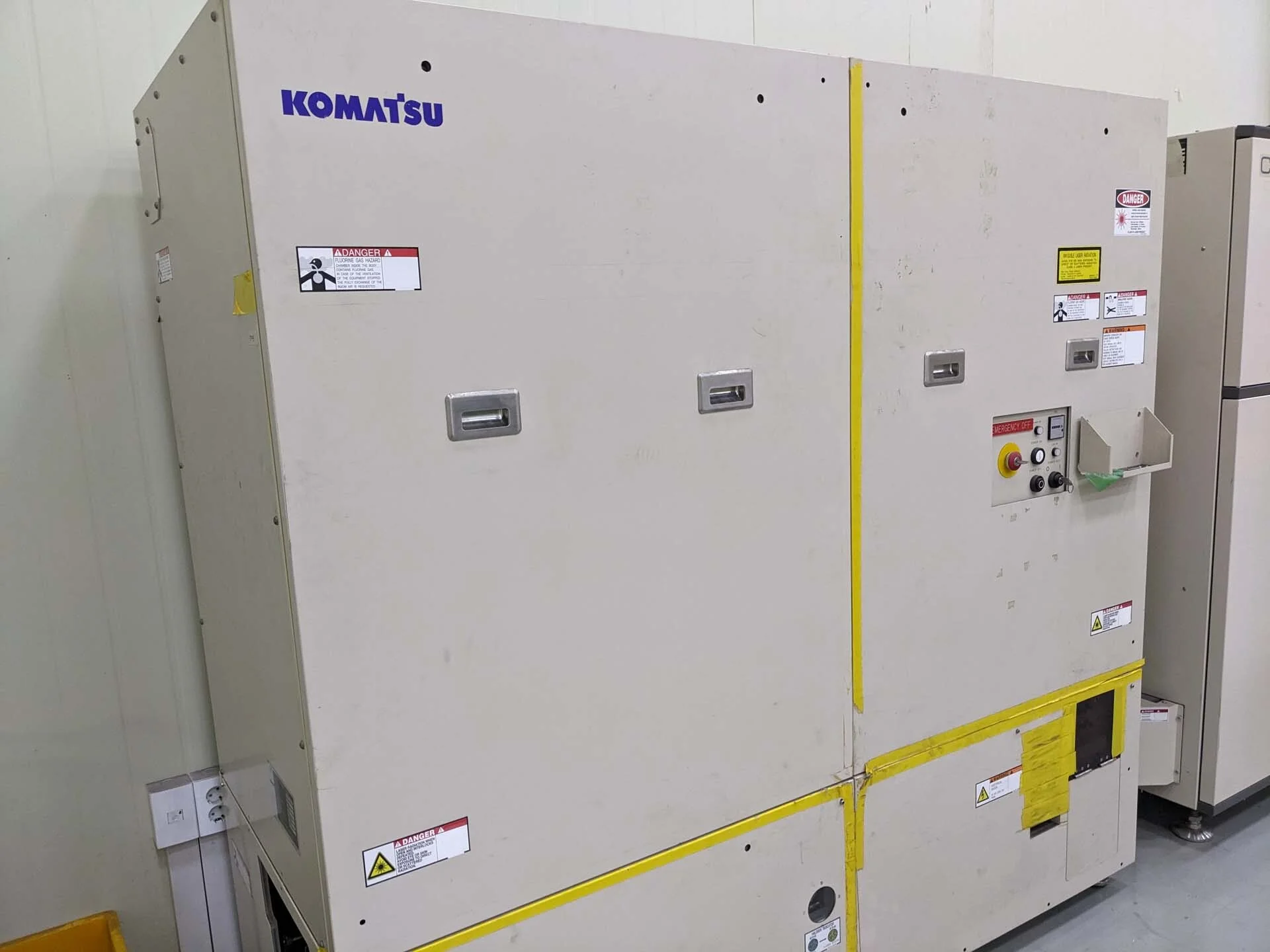 KOMATSU KLES G10K-2 Laser used for sale price #293644747, 1998 > buy ...