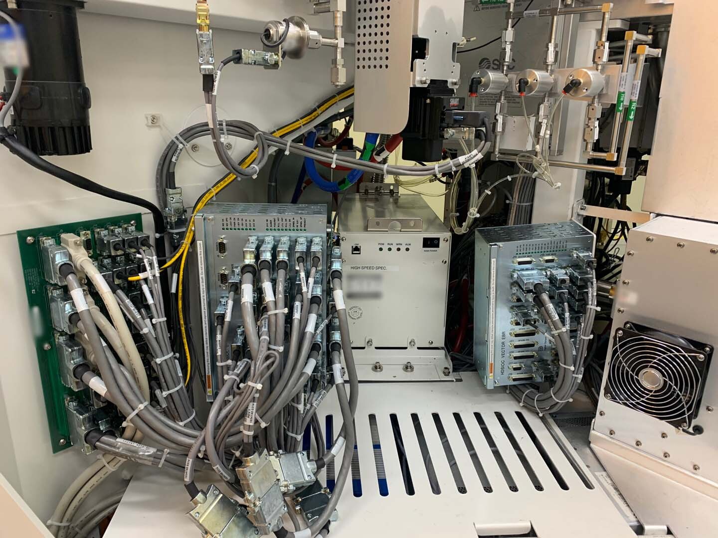 LAM RESEARCH / NOVELLUS Vector Express 刻蚀机、去胶机 用于销售价格 #293775691, 2011 ...