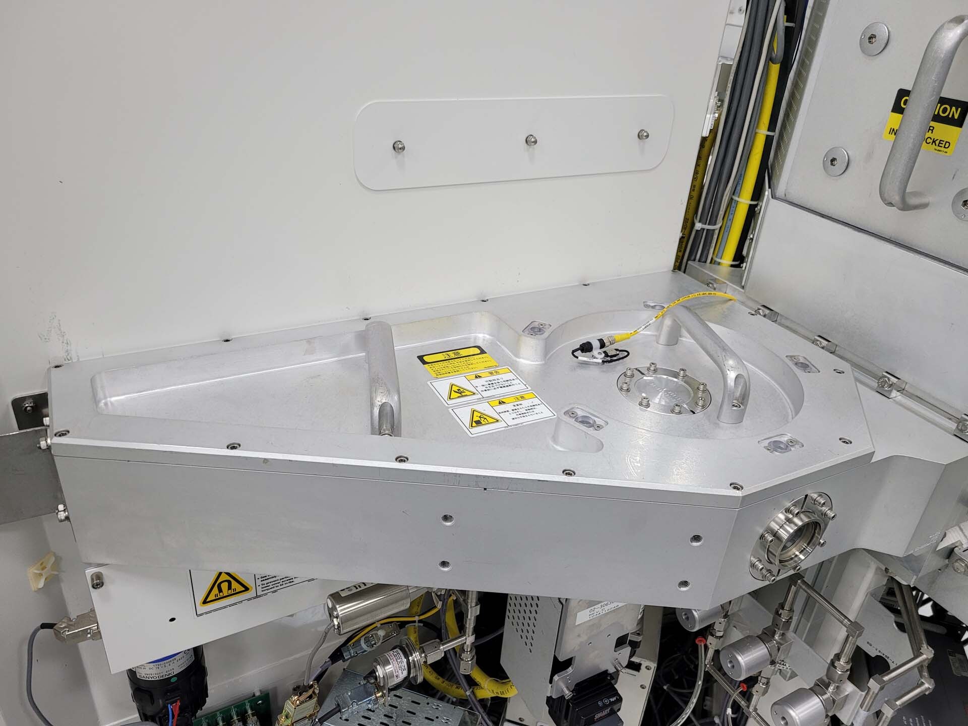LAM RESEARCH / NOVELLUS Vector Express Etcher / Asher used for sale ...