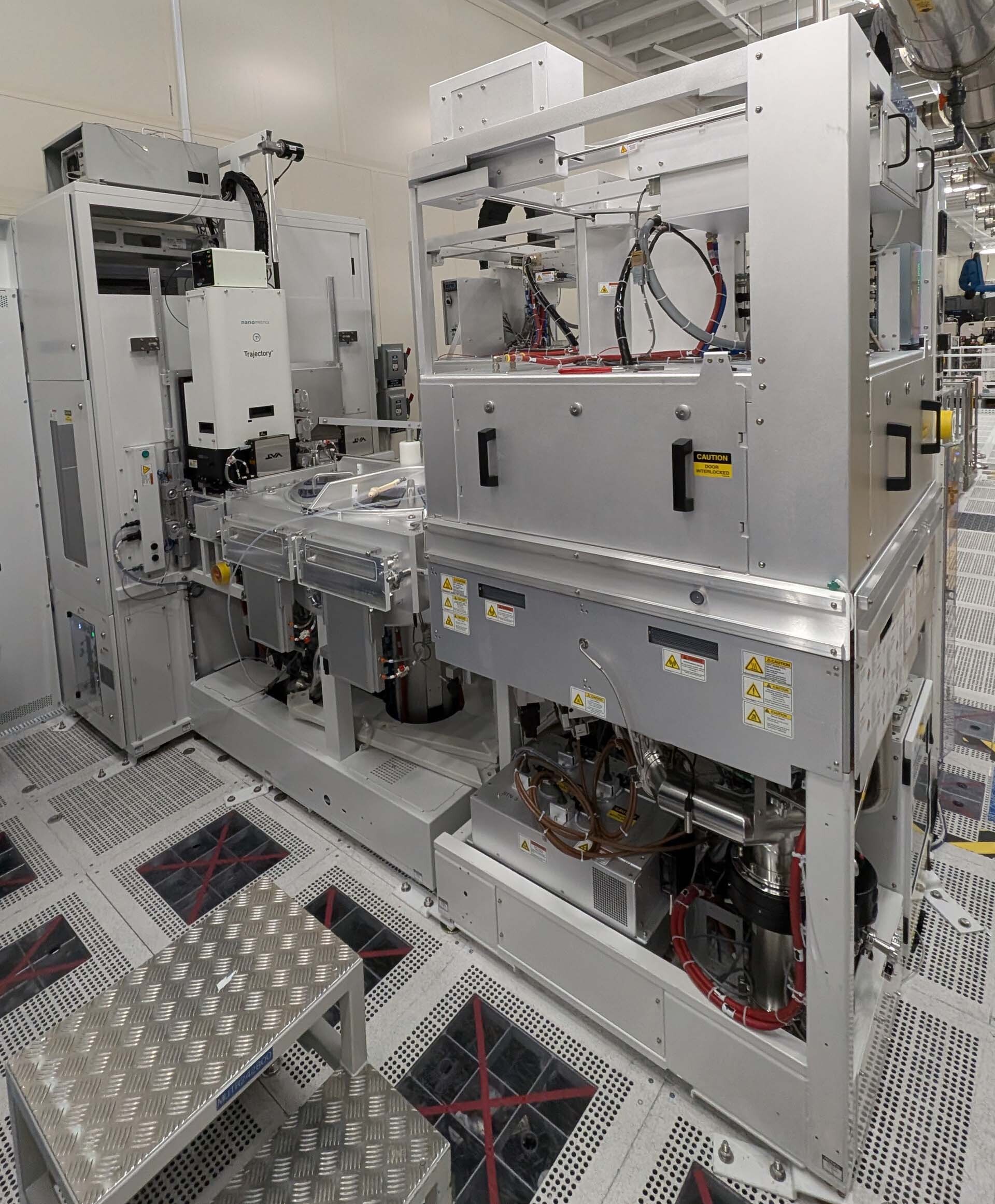 LAM RESEARCH / NOVELLUS Vector Extreme Etcher / Asher used for sale ...