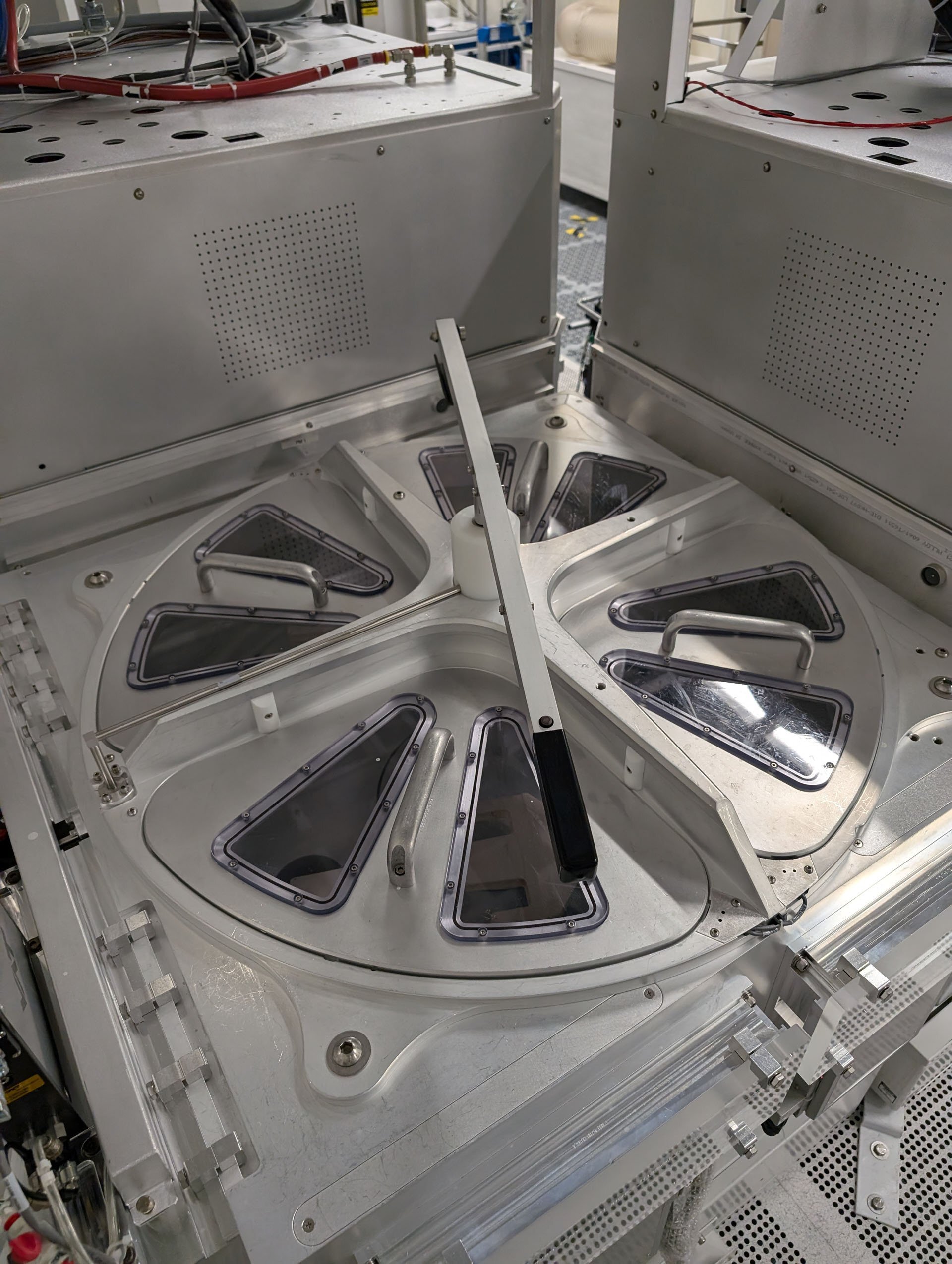 LAM RESEARCH / NOVELLUS Vector Extreme 에처/애셔 판매 가격 #293767058에 사용됨 ...