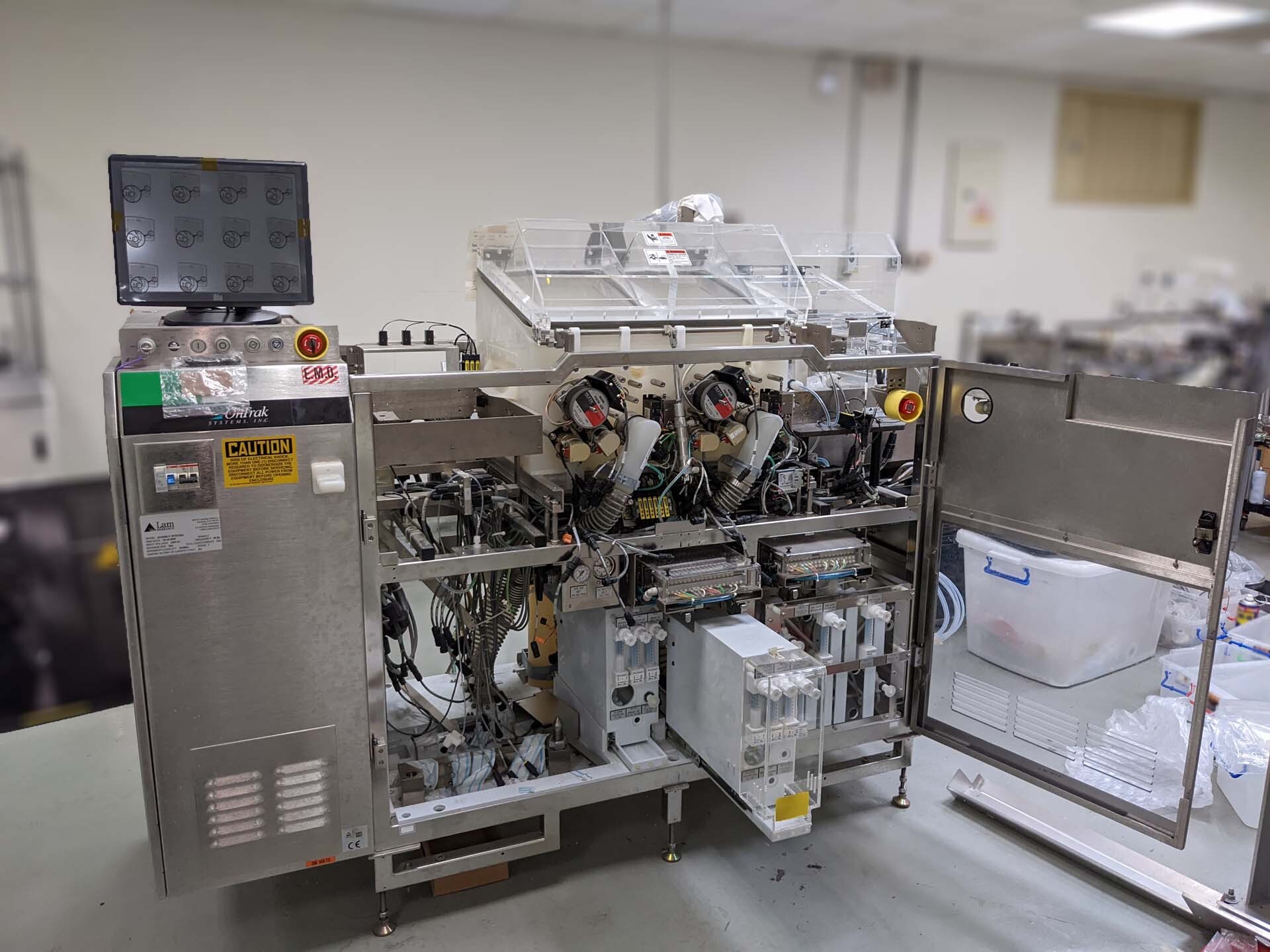 LAM RESEARCH / ONTRAK DSS 200 Scrubber 中古 販売用 価格 #293649383, 2000 > 買う ...