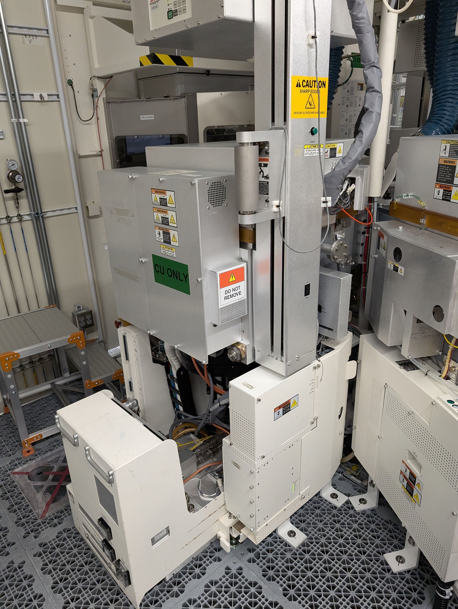 LAM RESEARCH 2300 Exelan Flex Etcher / Asher used for sale price ...