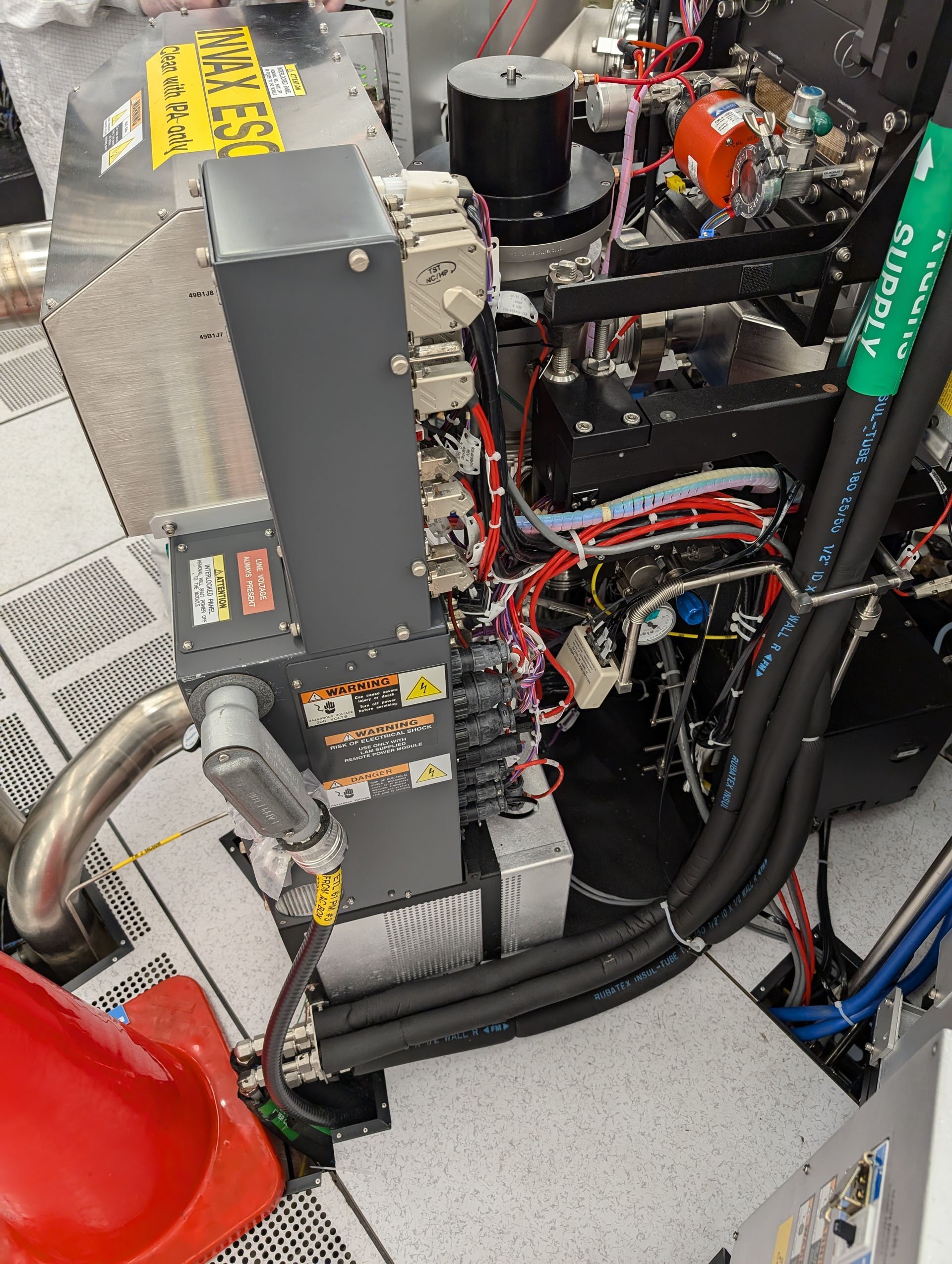 LAM RESEARCH Rainbow 4520 Etcher / Asher used for sale price #293767153 ...