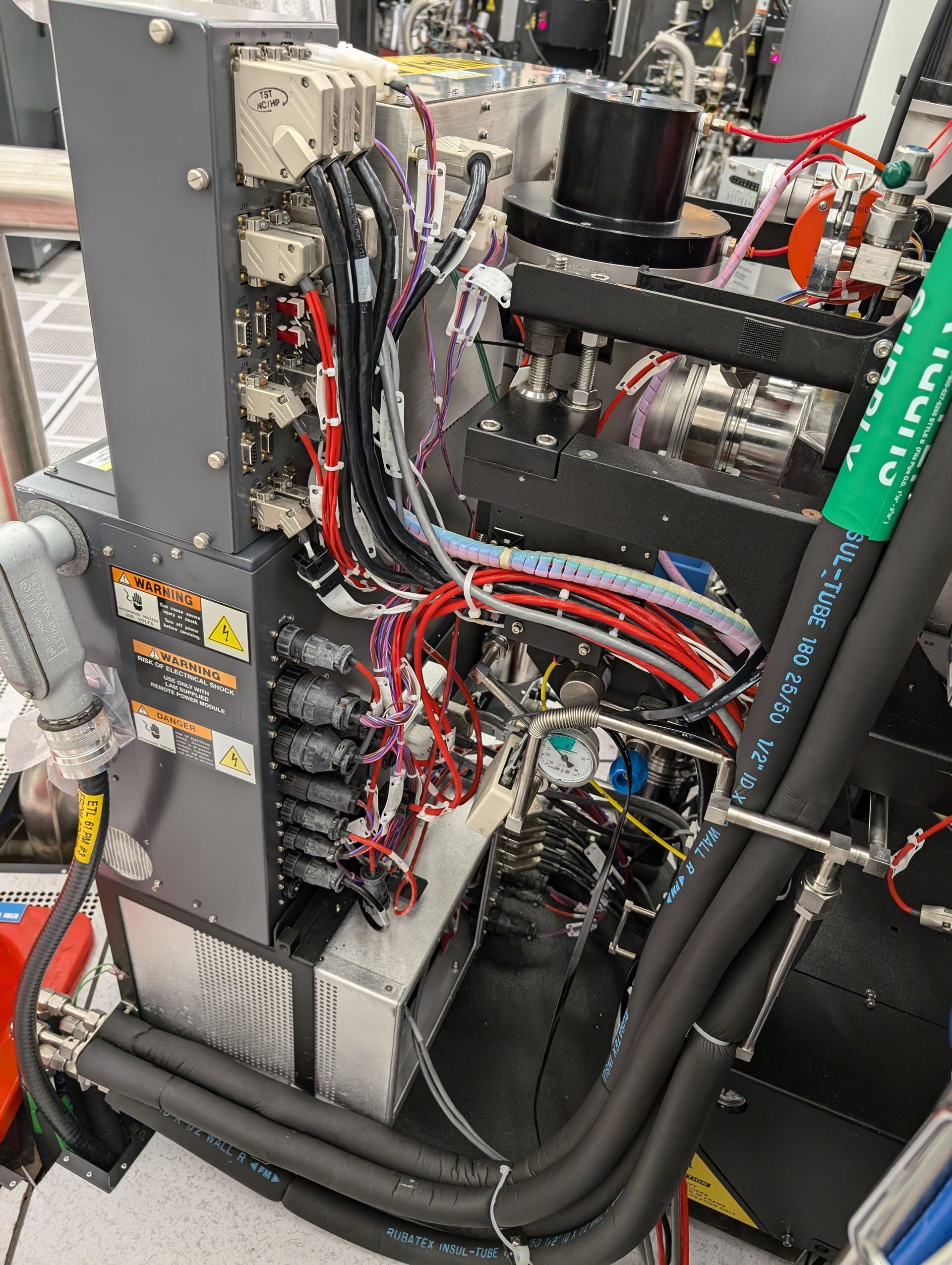 LAM RESEARCH Rainbow 4520 Etcher / Asher used for sale price #293767153 ...