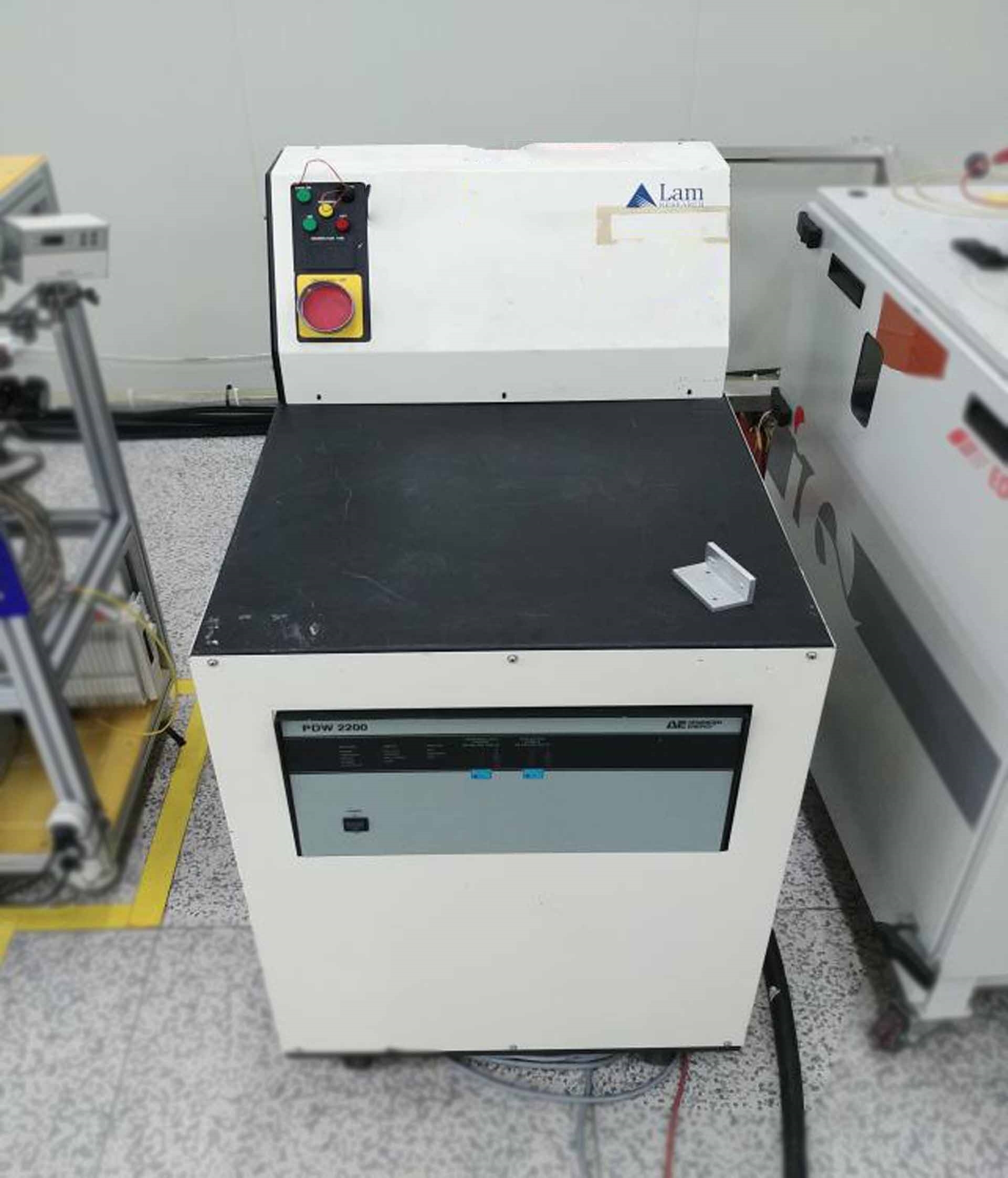 LAM RESEARCH Rainbow 4520 Etcher / Asher used for sale price #9220510 ...