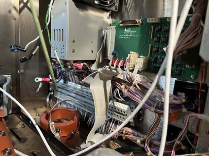 LAM RESEARCH Rainbow 4720 Etcher / Asher used for sale price #293642252 ...