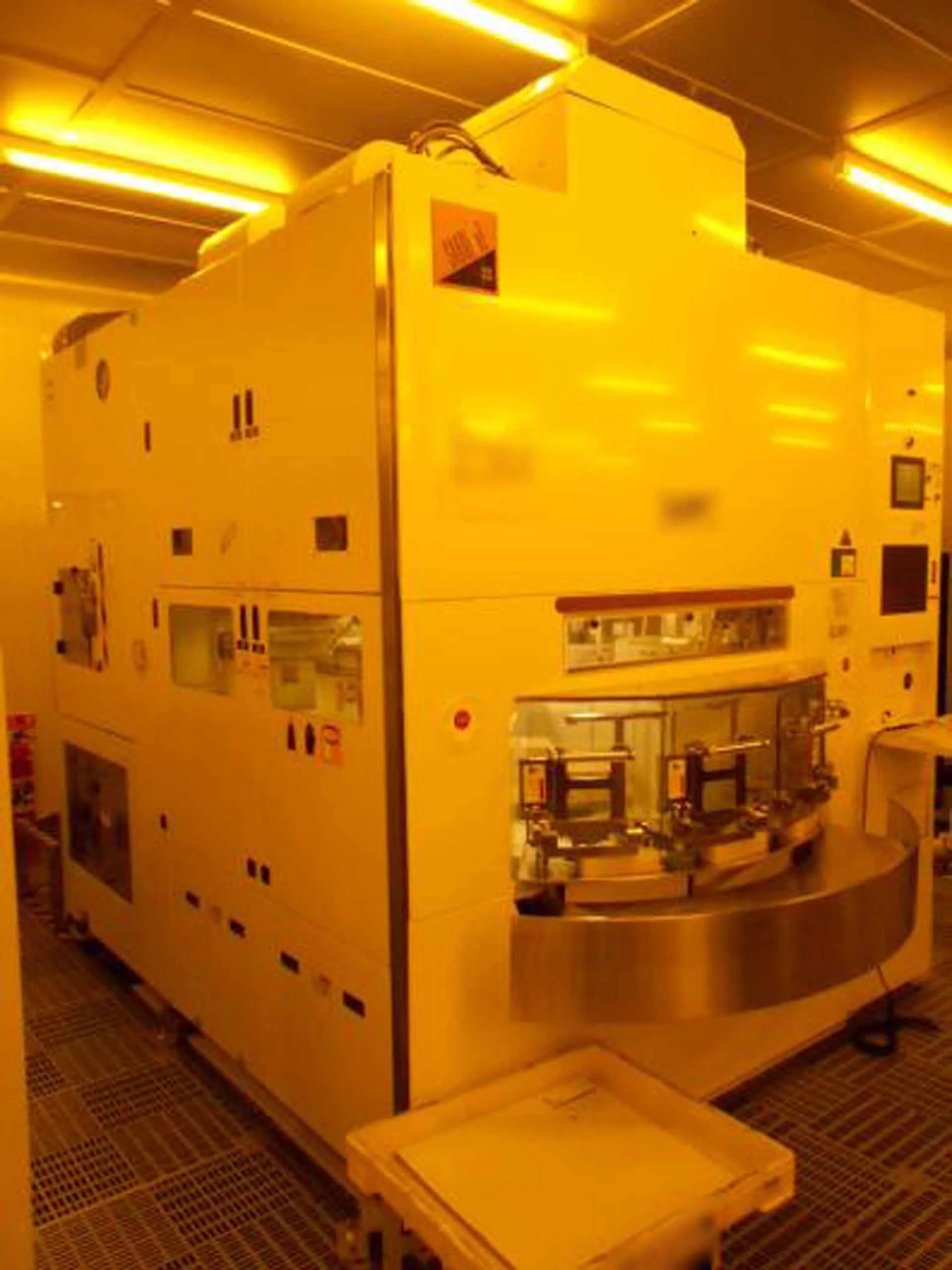 LAM RESEARCH Sabre XT Reactor used for sale price #9223294, 2007 > buy ...