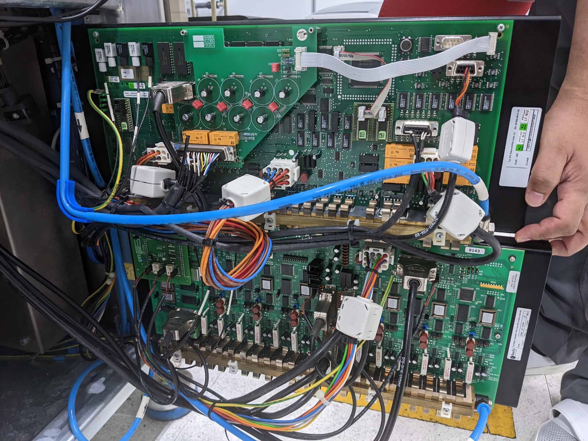 LEO / ZEISS Supra 40 SEM 用 待售的 價格 #293631669 > 購買 from CAE