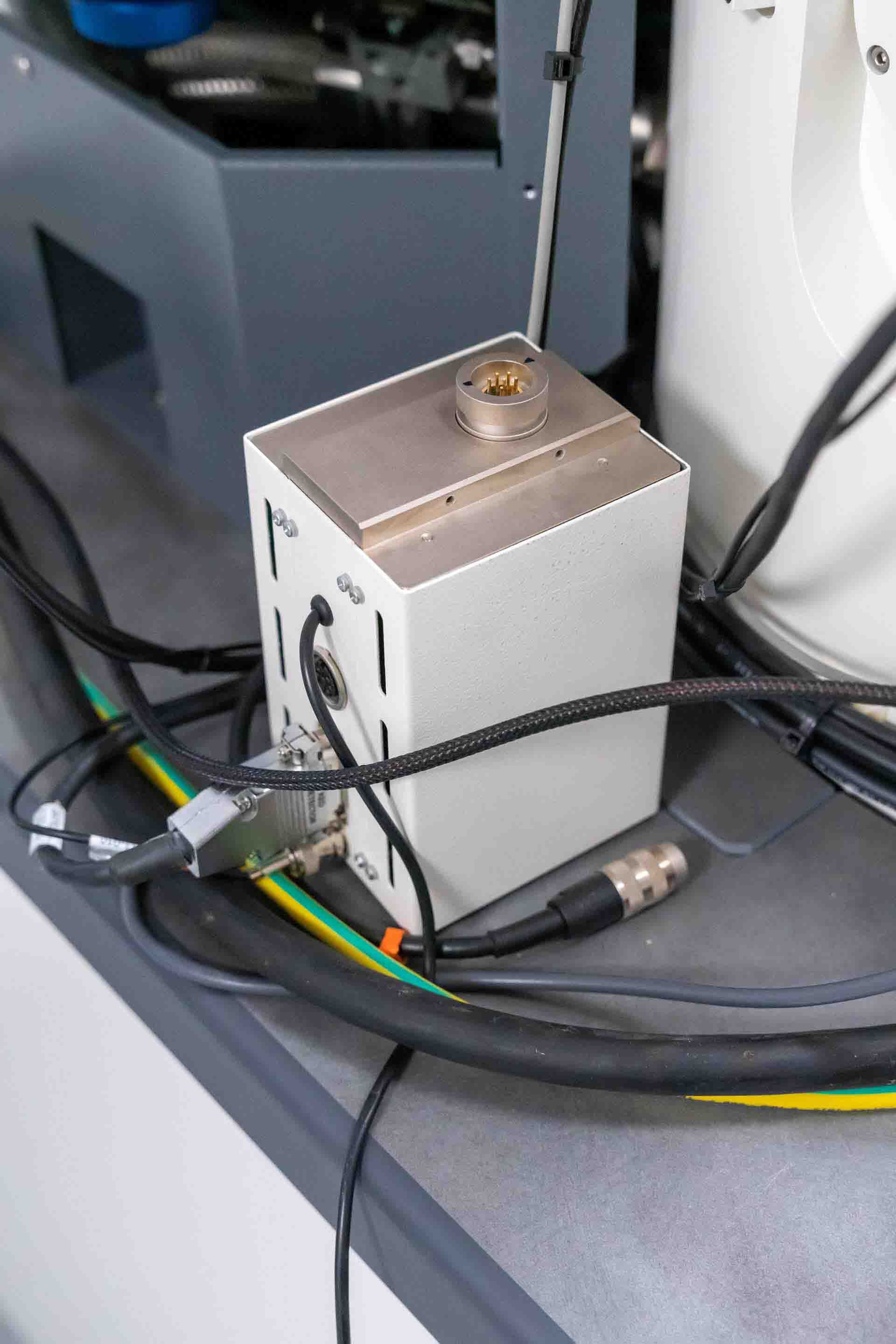 LEO / ZEISS Supra 40VP SEM 익숙한 판매용 가격 #293660495 > 사다 from CAE