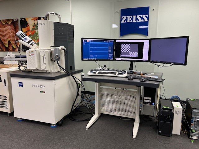 LEO / ZEISS Supra 40VP SEM 판매 가격 #293767432, 2010에 사용됨 > CAE에서 구매