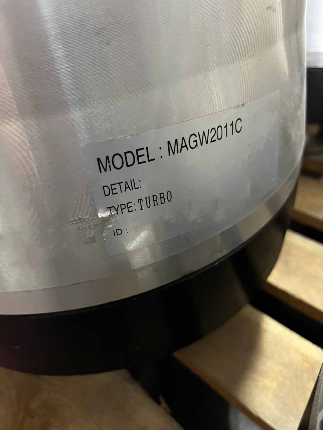 LEYBOLD HERAEUS MAG 2000 펌프 판매 가격 #293775556에 사용됨 > CAE에서 구매