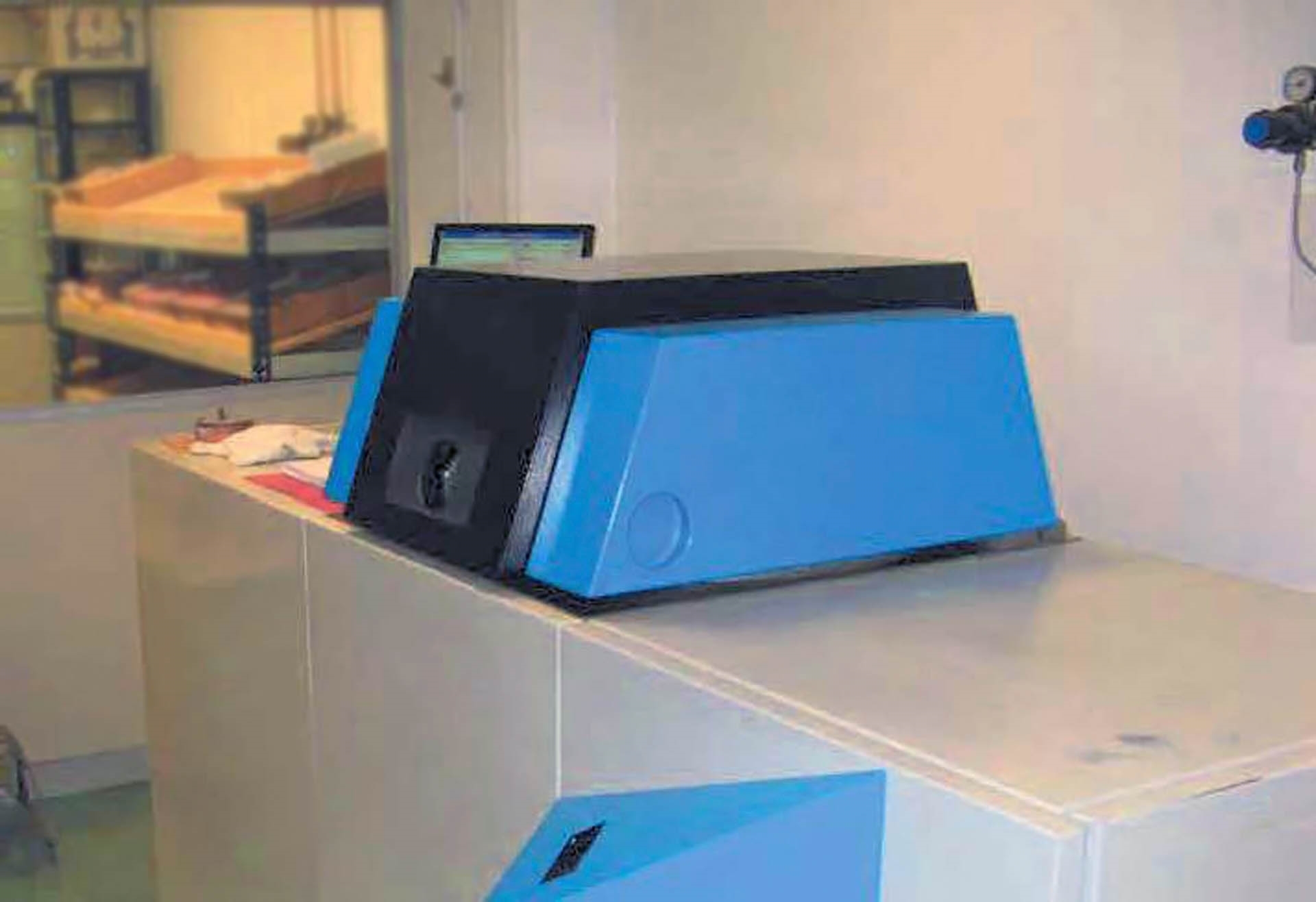 LEYBOLD CCS 250 Photoresist used for sale price #9244596 > buy from CAE