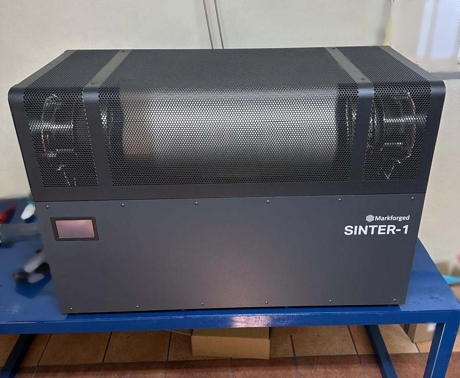 MARKFORGED Sinter 1 Lab Equipment used for sale price #293805601 > buy ...