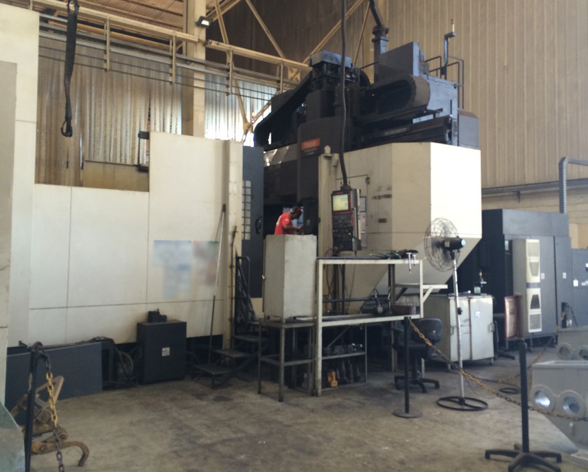 MAZAK Versatech V100N Machine Tool used for sale price #9075506, 2007 ...