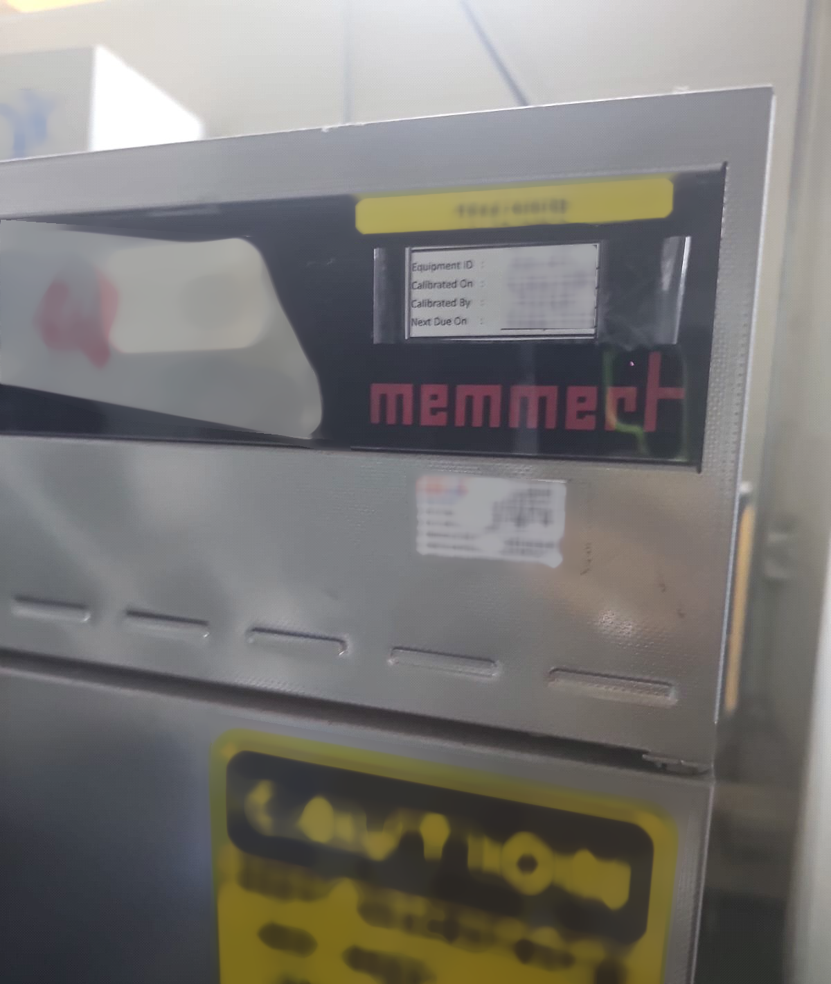 MEMMERT 100-800 오븐 / 용광로 판매 가격 #293807991에 사용됨 > CAE에서 구매