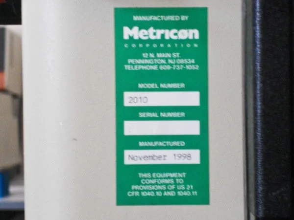 METRICON 2010 Mask & Wafer Inspector used for sale price #9383448, 1993 ...
