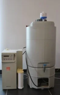 MILLIPORE Elix 5 UV 施設設備 はセール価格 #9090108, 2000 で使用されています > CAE から購入