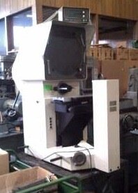 MITUTOYO PH-3500 Optical Comparator used for sale price #9006548 > buy ...