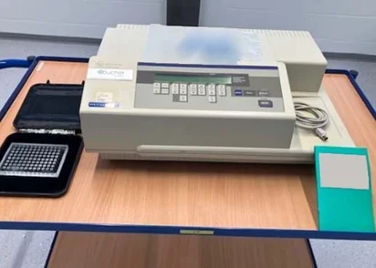 MOLECULAR DEVICES SpectraMax 250 Lab Equipment used for sale price ...
