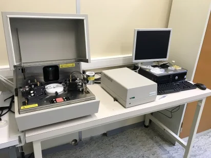 NANOMETRICS / BIO-RAD / ACCENT HL5500 Spectrometer used for sale price ...