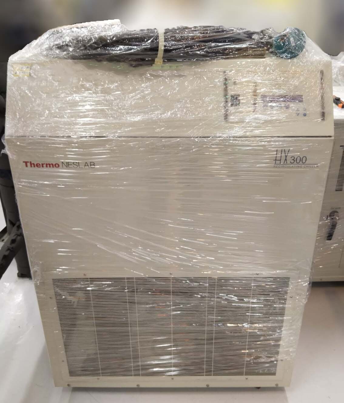 NESLAB HX-300W Chiller used for sale price #293702947 > buy from CAE