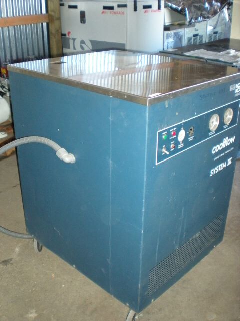 NESLAB System III 칠러 판매 가격 #95552에 사용됨 > CAE에서 구매