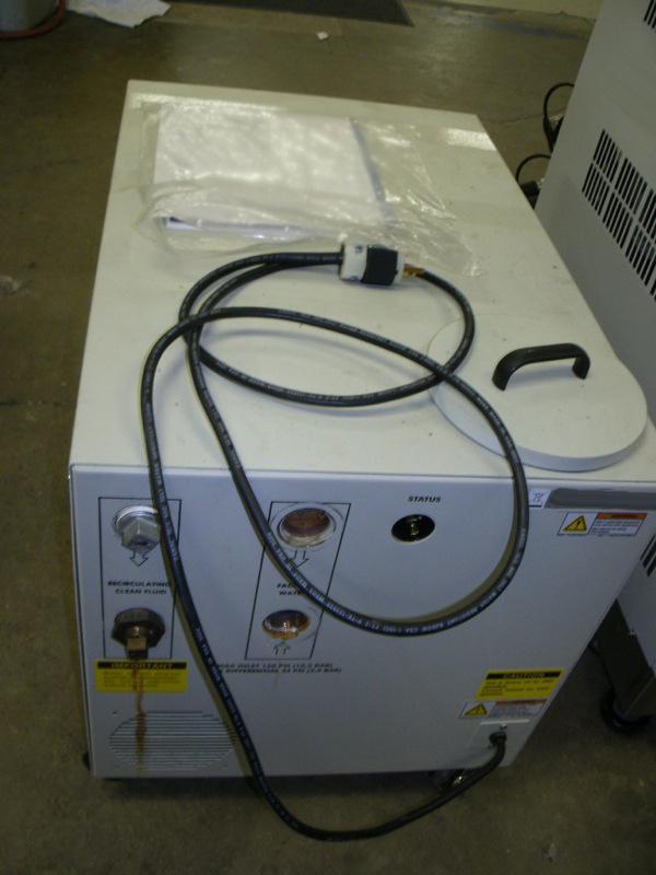 NESLAB System III 칠러 판매 가격 #169207에 사용됨 > CAE에서 구매