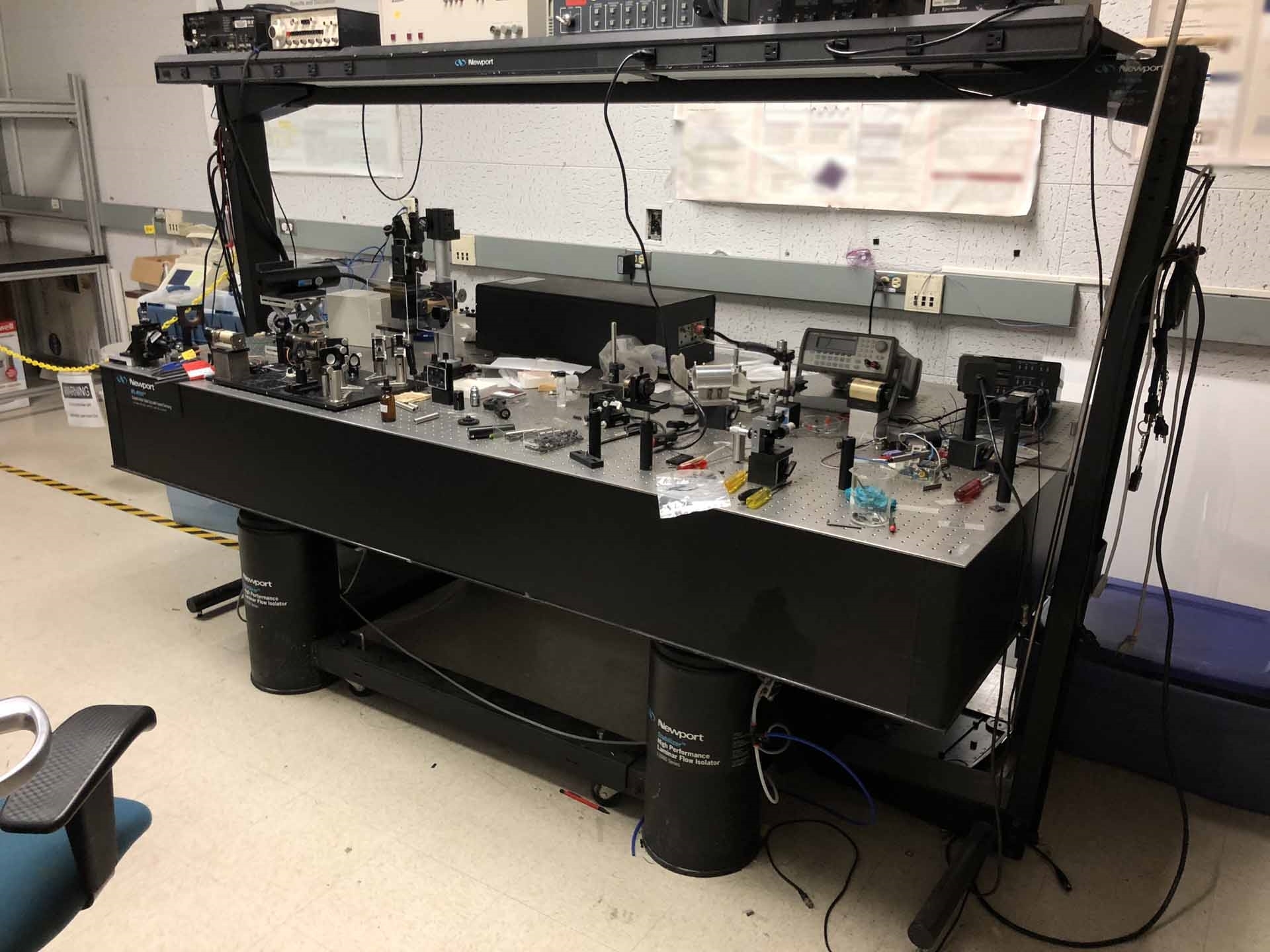 NEWPORT RS-4000 실험실 장비 & 액세서리 판매 가격 #9214201에 사용됨 > CAE에서 구매