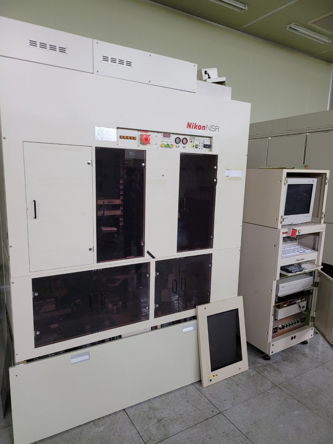 NIKON NSR 2005 i10C Stepper used for sale price #9363955, 1995 > buy ...