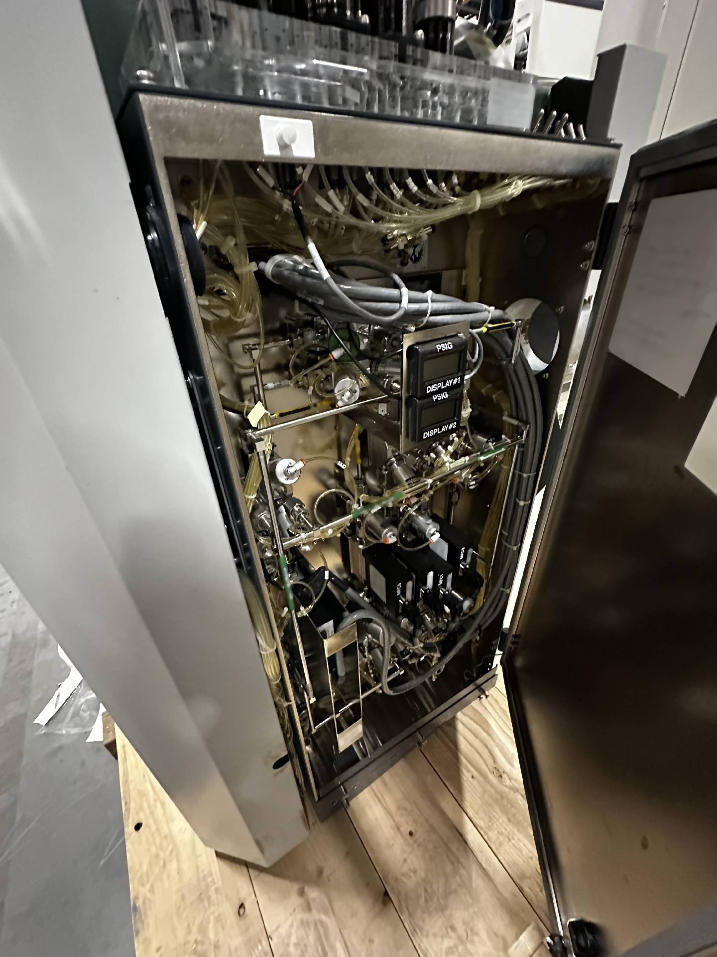 NOVELLUS Chamber Reactor used for sale price #293821275 > buy from CAE