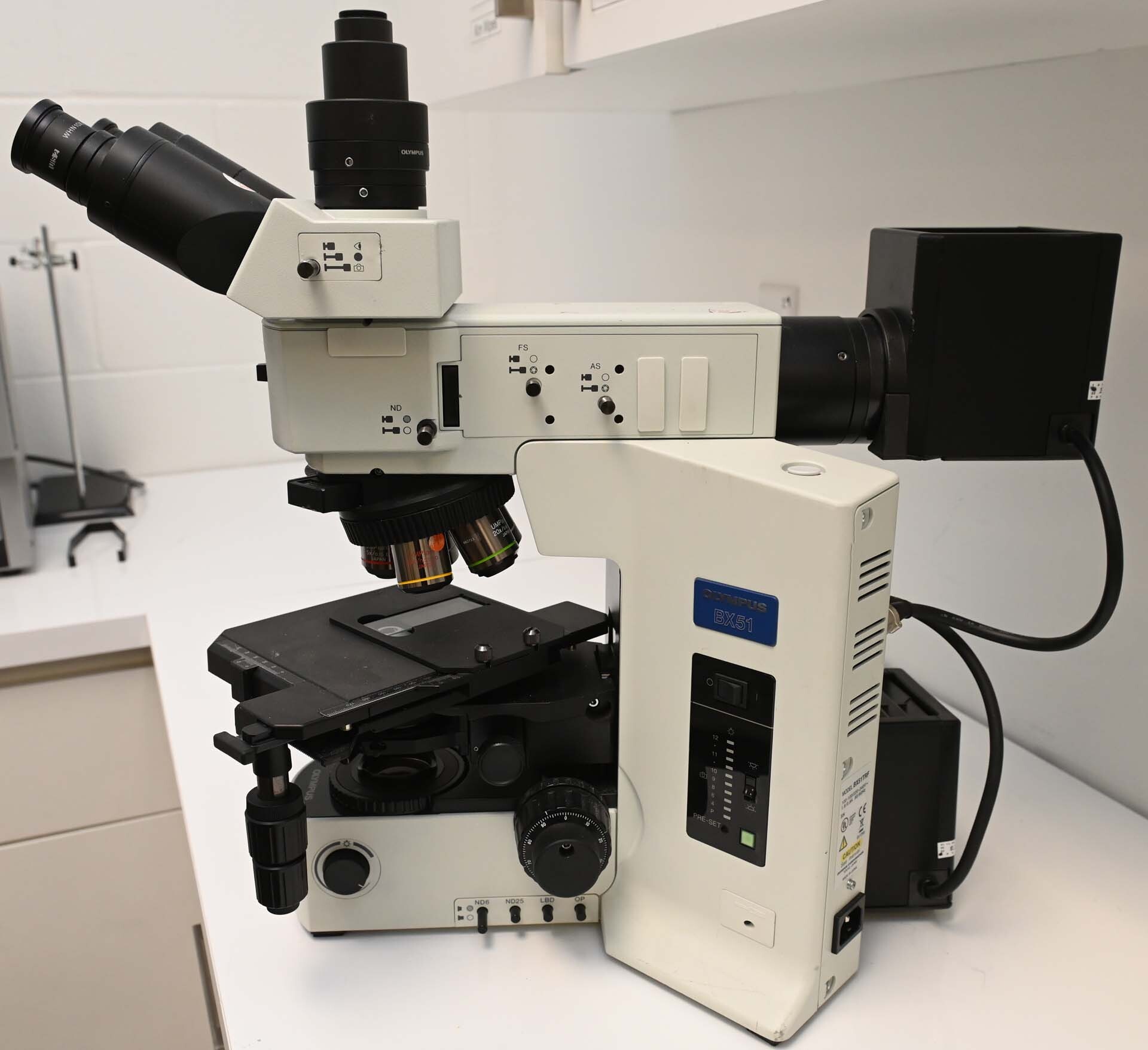 OLYMPUS BX51 / BX51TRF 현미경 판매 가격 #293702176에 사용됨 > CAE에서 구매