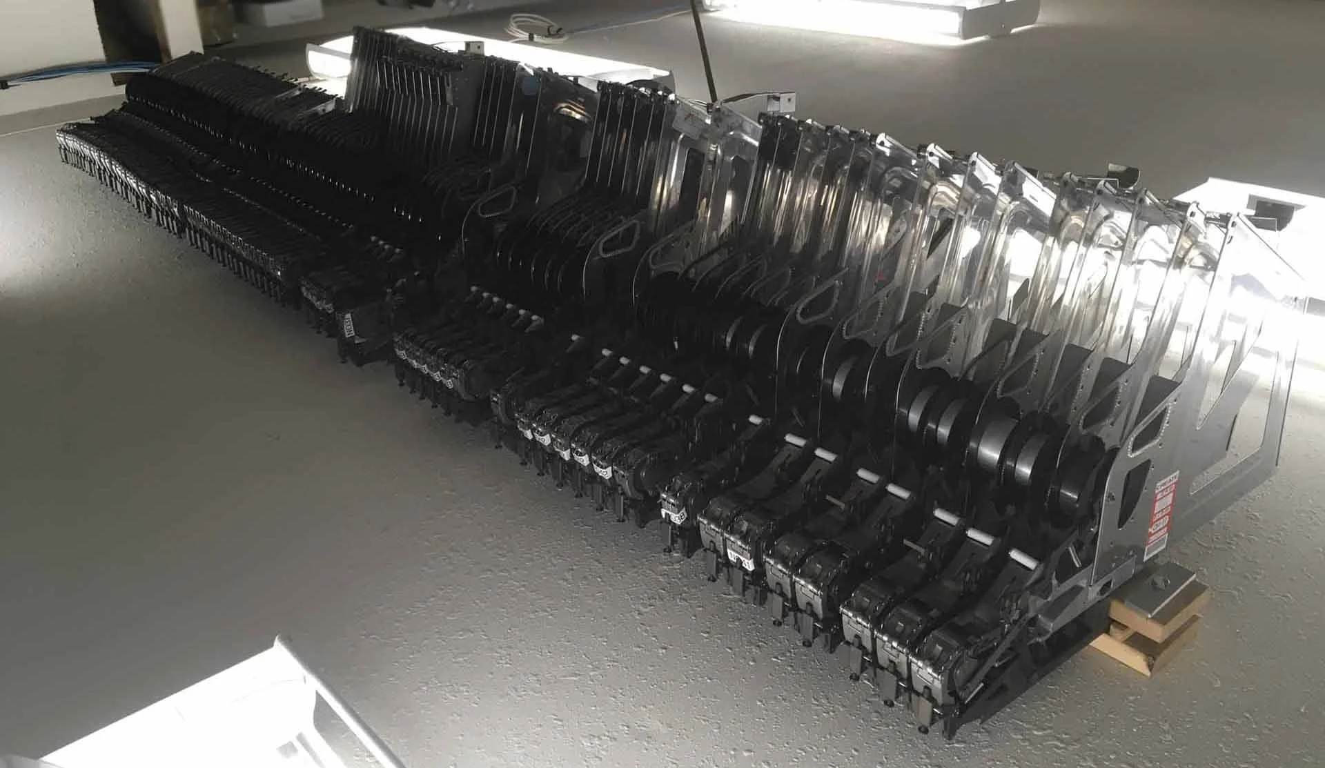 PANASONIC Feeders for chip mounter Parts used for sale price #9216110 ...