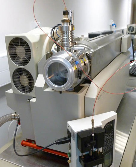 APPLIED BIOSYSTEMS / ABI / MDS SCIEX API 4000 Spectrometer used for ...