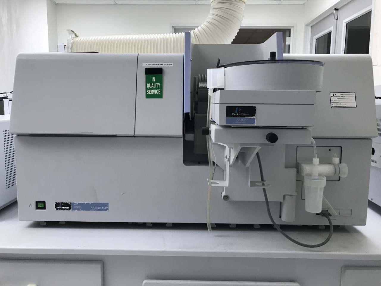 PERKIN ELMER AAnalyst 600 Spectrophotometer used for sale price ...