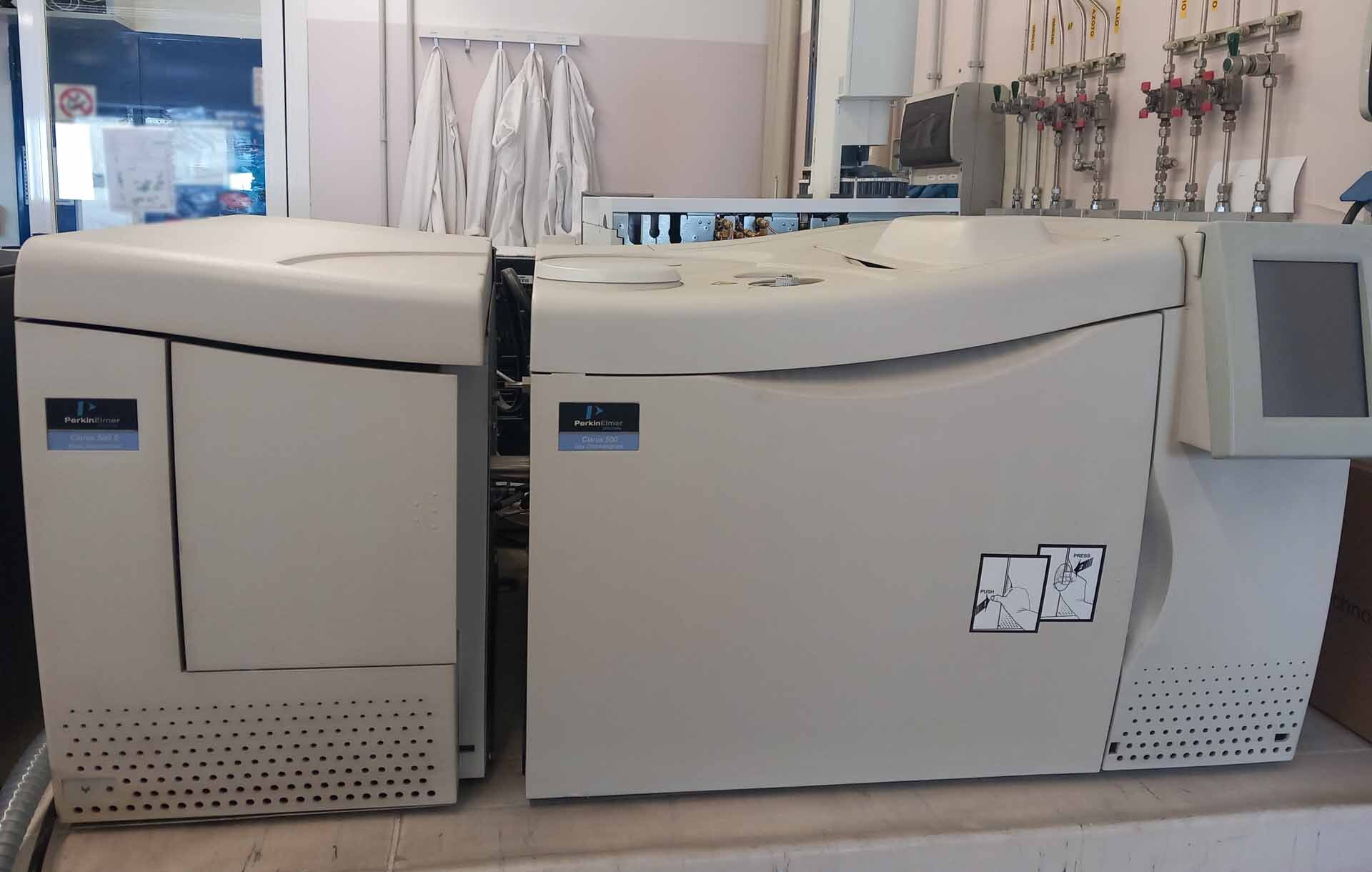 PERKIN ELMER Clarus 500 분광광도계 판매 가격 #293769498, 2008에 사용됨 > CAE에서 구매