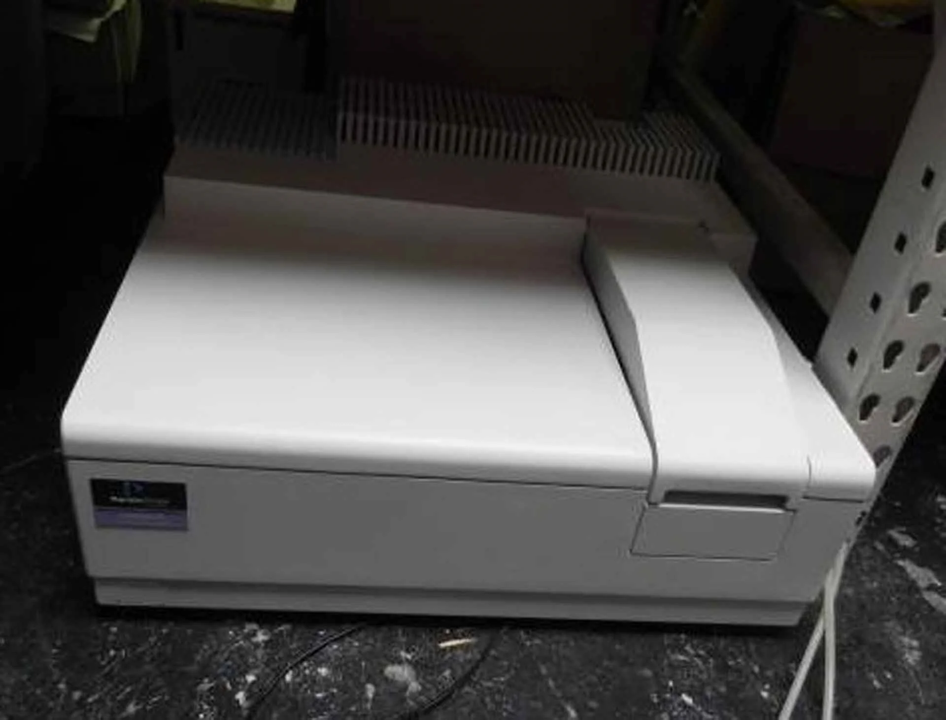 Perkin Elmer Lambda 25 분광광도계 판매 가격 9055724에 사용됨 Cae에서 구매