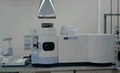 PERKIN ELMER Optima 5300DV 분광계 판매 가격 #9072345에 사용됨 > CAE에서 구매