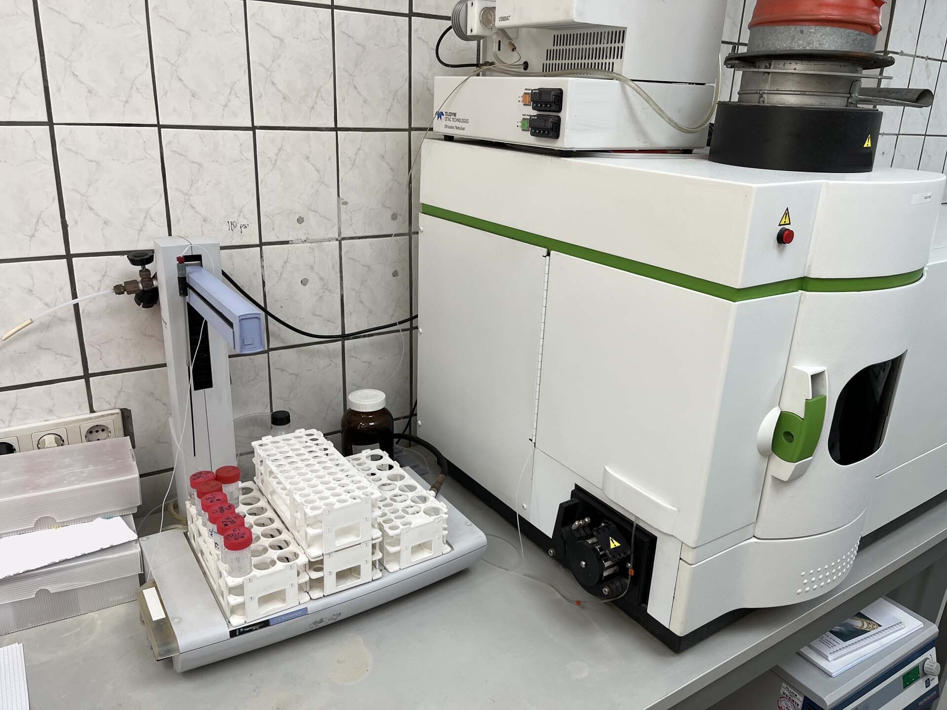 PERKIN ELMER Optima 8000 Spectrometer used for sale price #293779025 ...