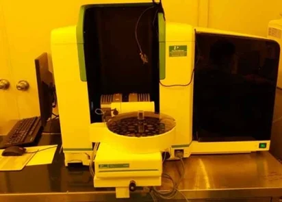 PERKIN ELMER Pinaacle 900Z Spectrometer used for sale price #293626327 ...