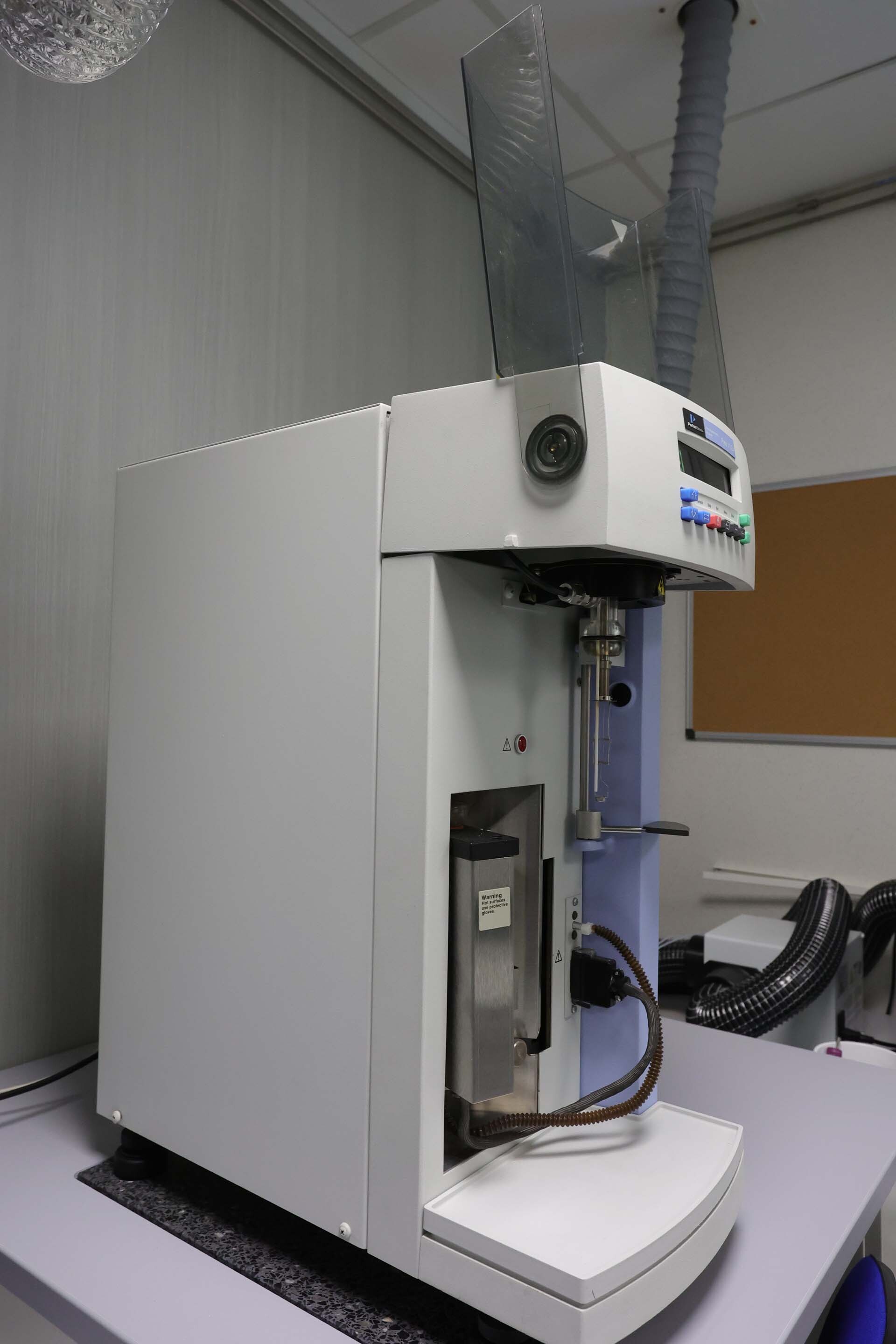 PERKIN ELMER Pyris 1 TGA 실험실 장비 & 액세서리 판매 가격 #293736154에 사용됨 > CAE에서 구매