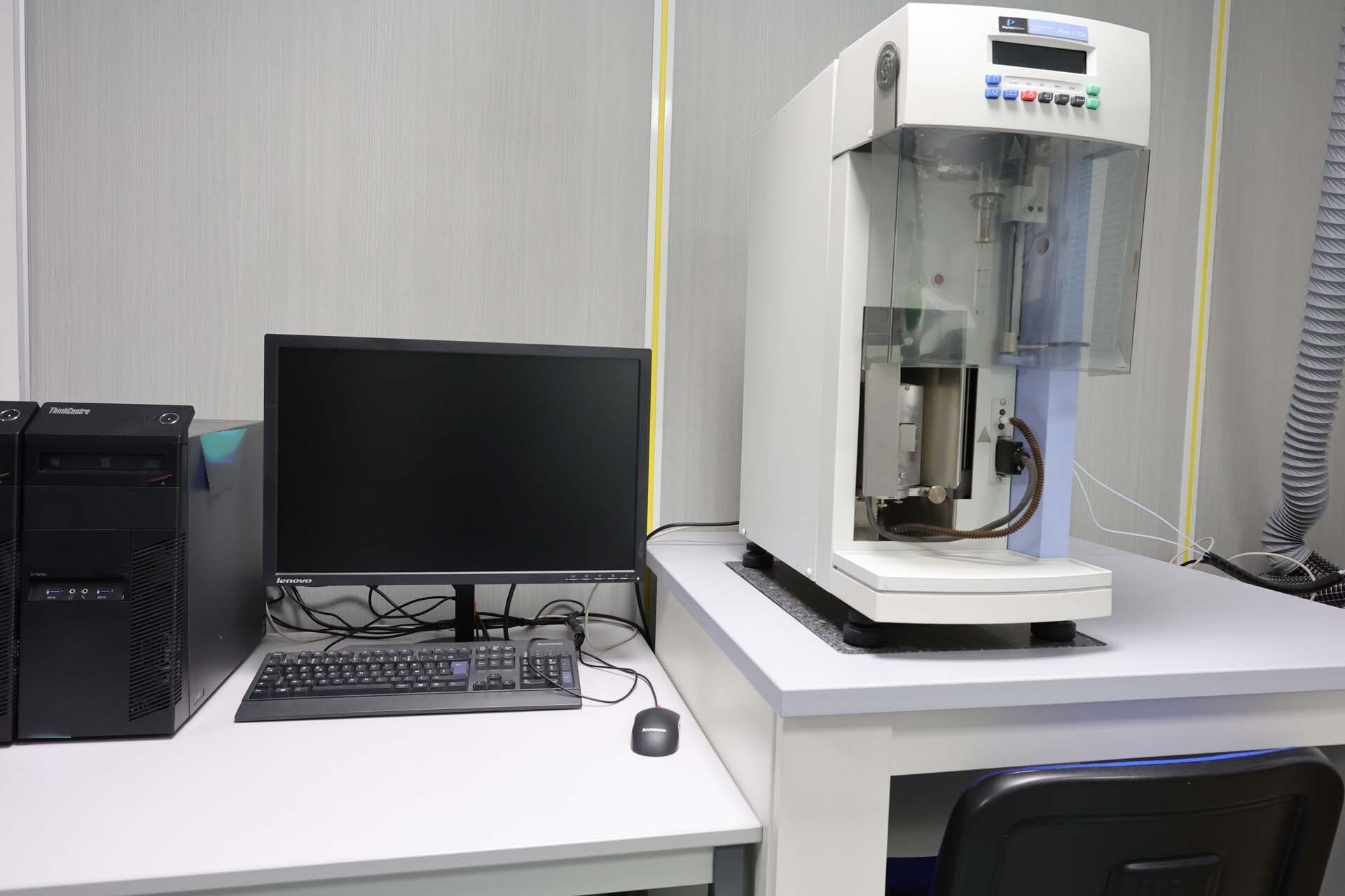 PERKIN ELMER Pyris 1 TGA Lab Equipment used for sale price #293736154 ...