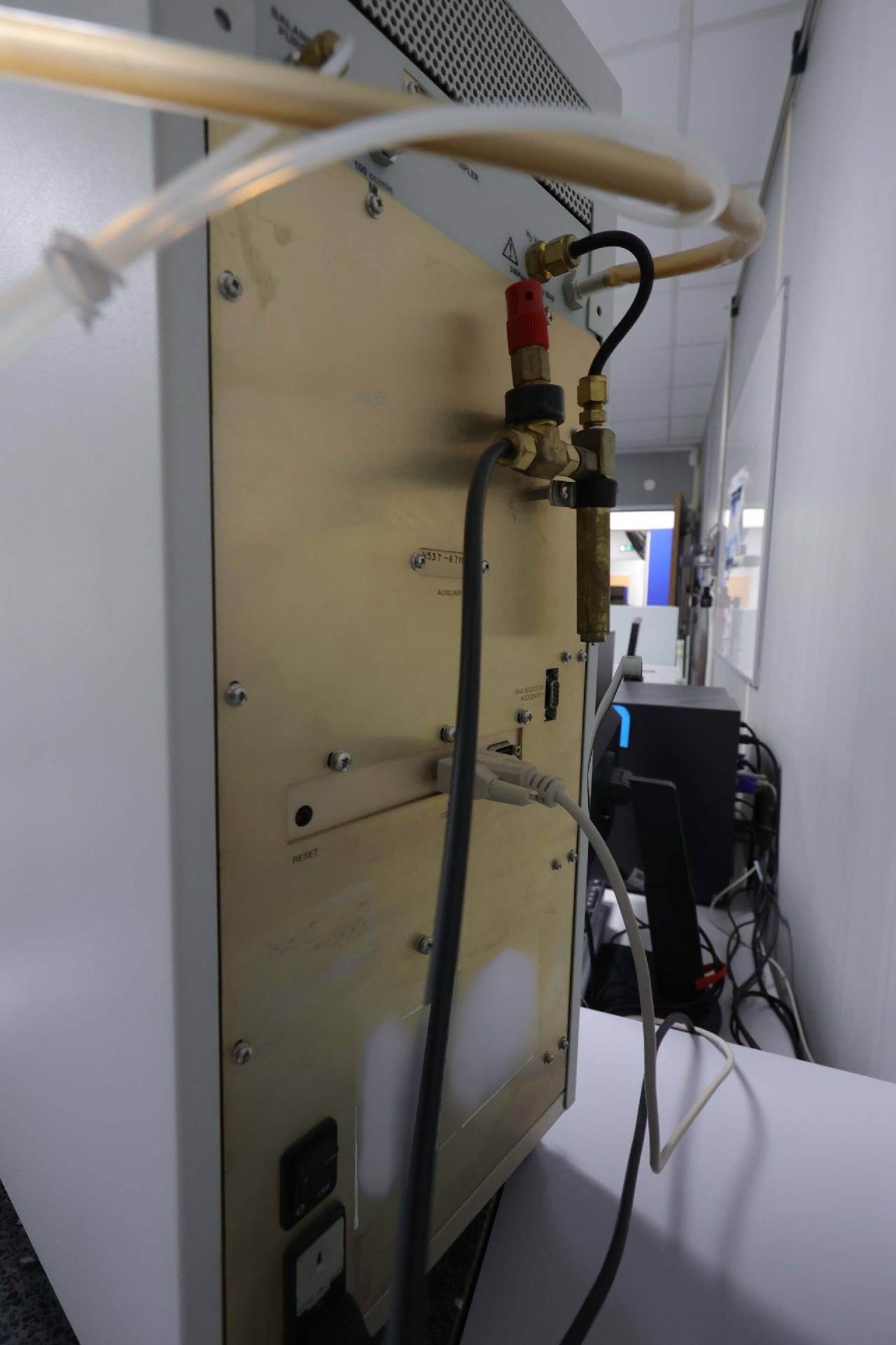 PERKIN ELMER Pyris 1 TGA Lab Equipment used for sale price #293736154 ...