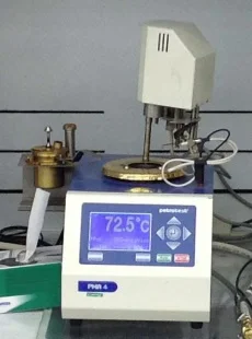 PETROTEST PMA 4 實驗室設備 用於銷售價格 #9006136 > 從 CAE 購買