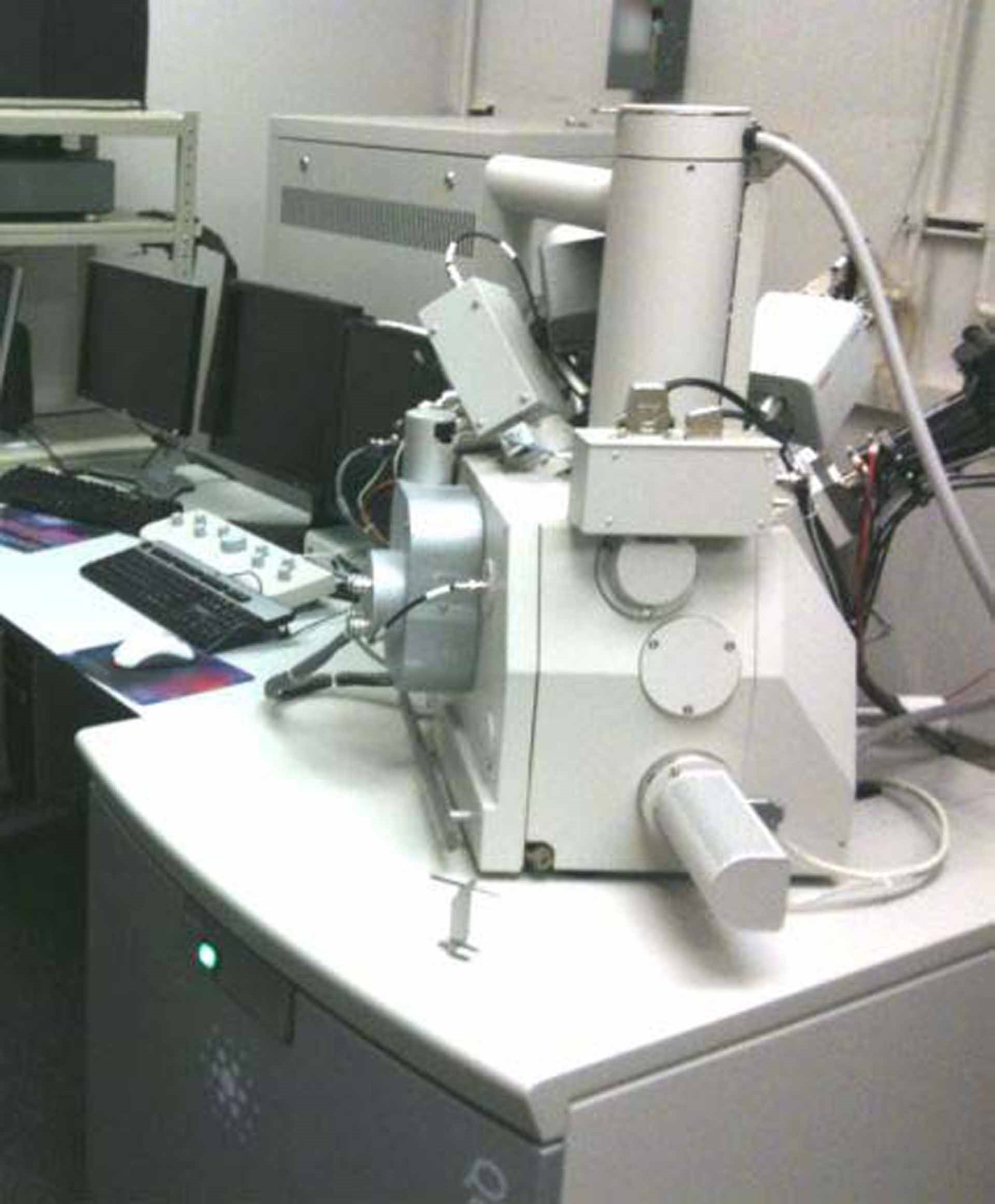 PHILIPS / FEI Quanta 200 SEM used for sale price #9232137 > buy from CAE