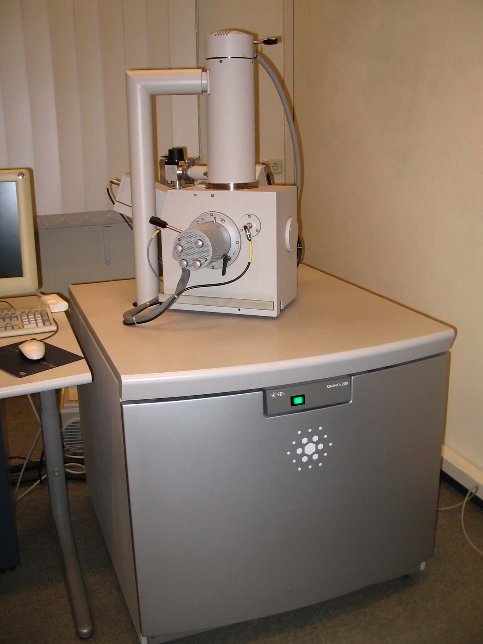 PHILIPS / FEI Quanta 200 SEM used for sale price #9305909 > buy from CAE