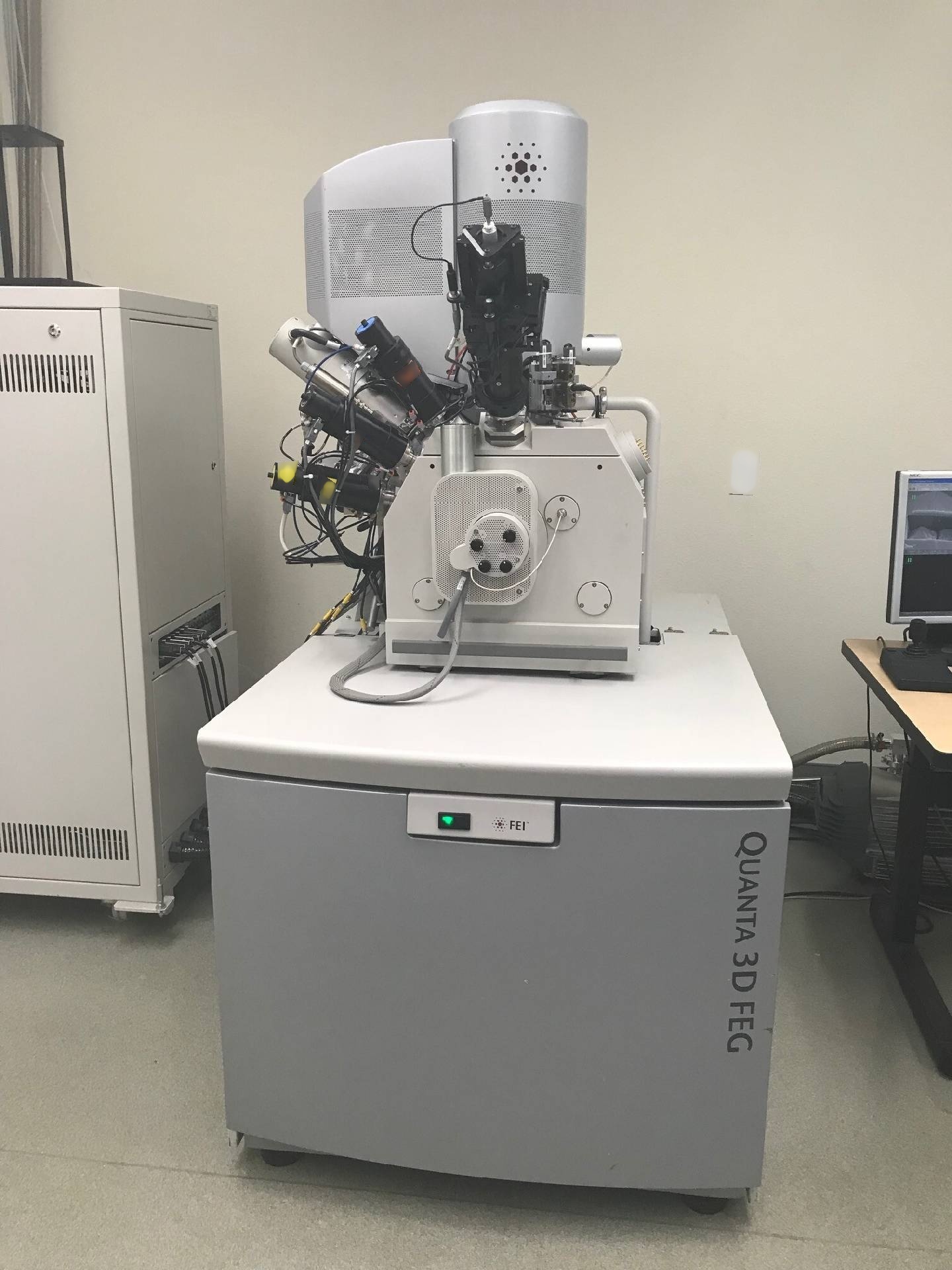 PHILIPS / FEI Quanta 3D SEM used for sale price #293813482 > buy from CAE